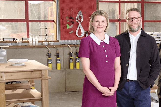 10/31/23: Seth Rogan joins "Schitt's Creek" star for pottery show ...